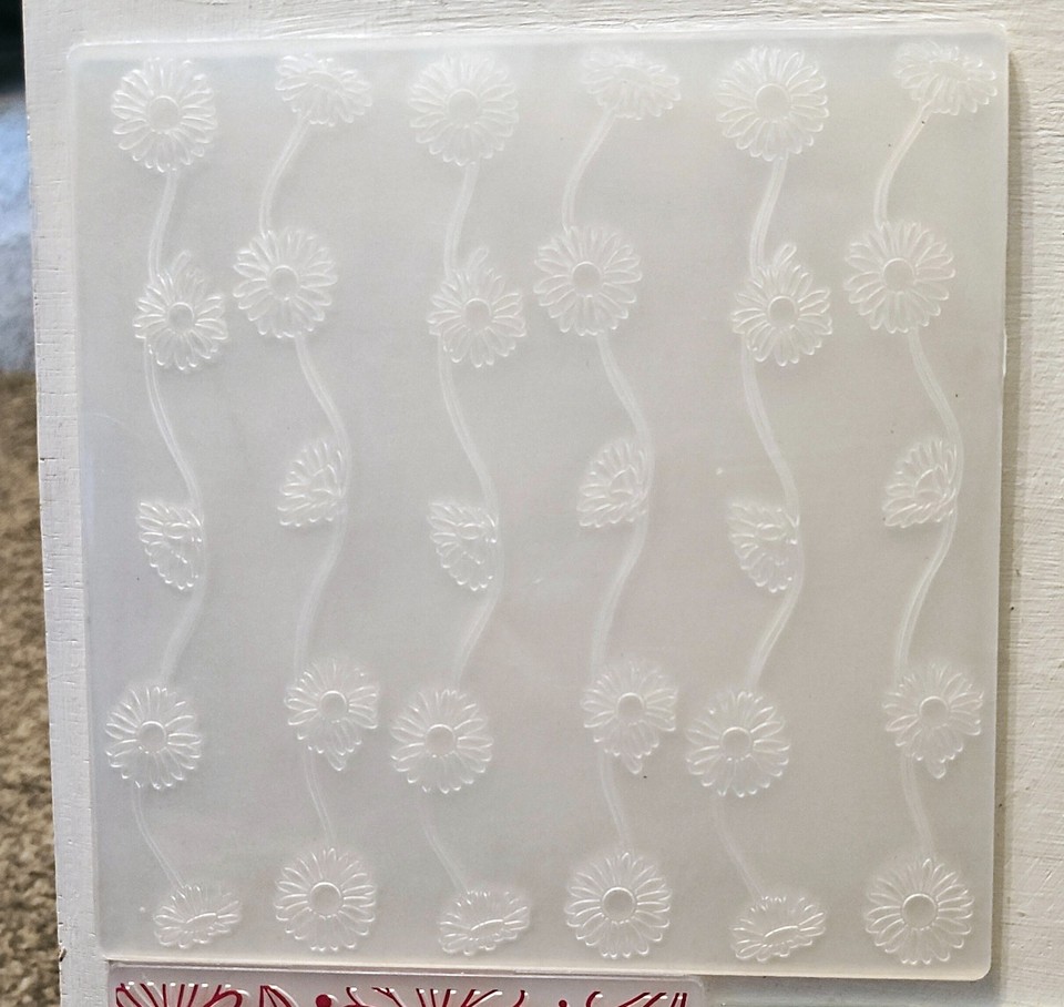 Mixed Lot of Embossing Folders x 7 - Cable Knit, Flowers, Lanterns ...