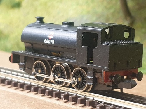 GRAHAM FARISH N Gauge No. 1016 B.R. Class J94 Tank Locomotive 68079 ...