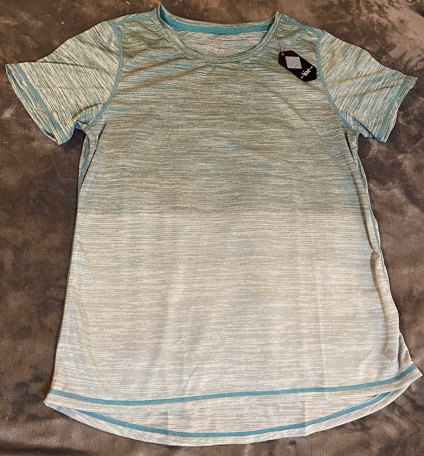 LulaRoe Rise Collection~Size Medium~Green/White Ombre Semi-Fitted T ...