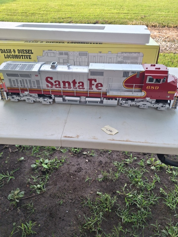 Aristocraft G Scale Santa Fe Dash 9 | eBay