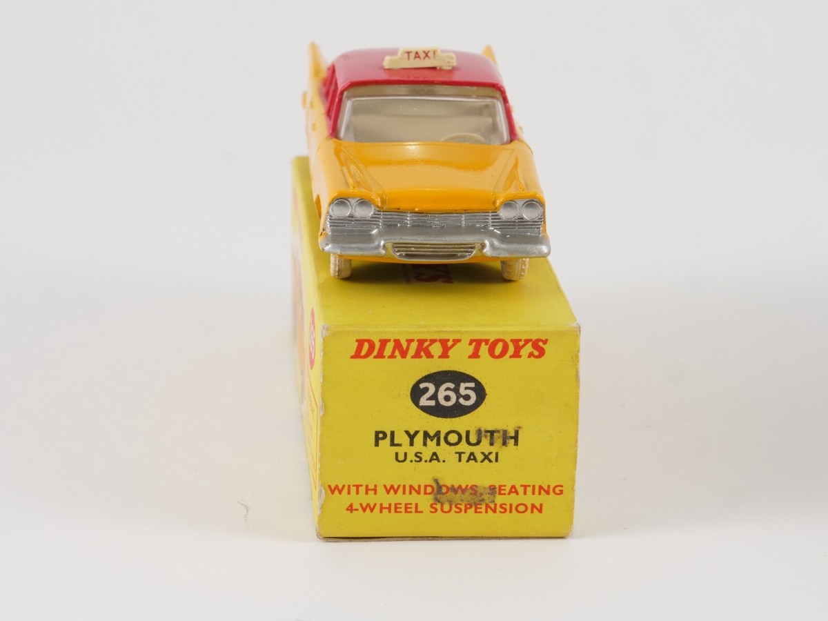 Dinky Toys GB No. 265 Plymouth USA TAXI never played in box Dinky Toys GB No. 265 Plymouth USA TAXI never played in box