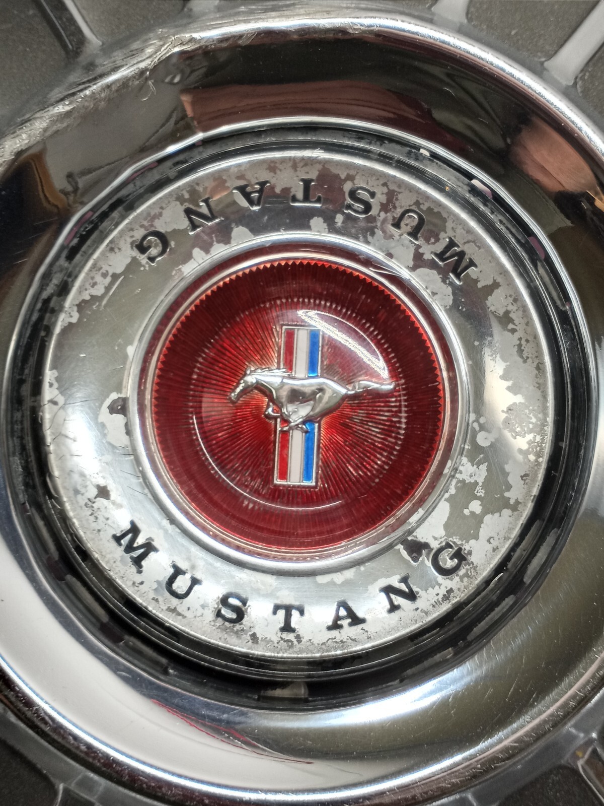 1967 FORD MUSTANG HUBCAPS | eBay