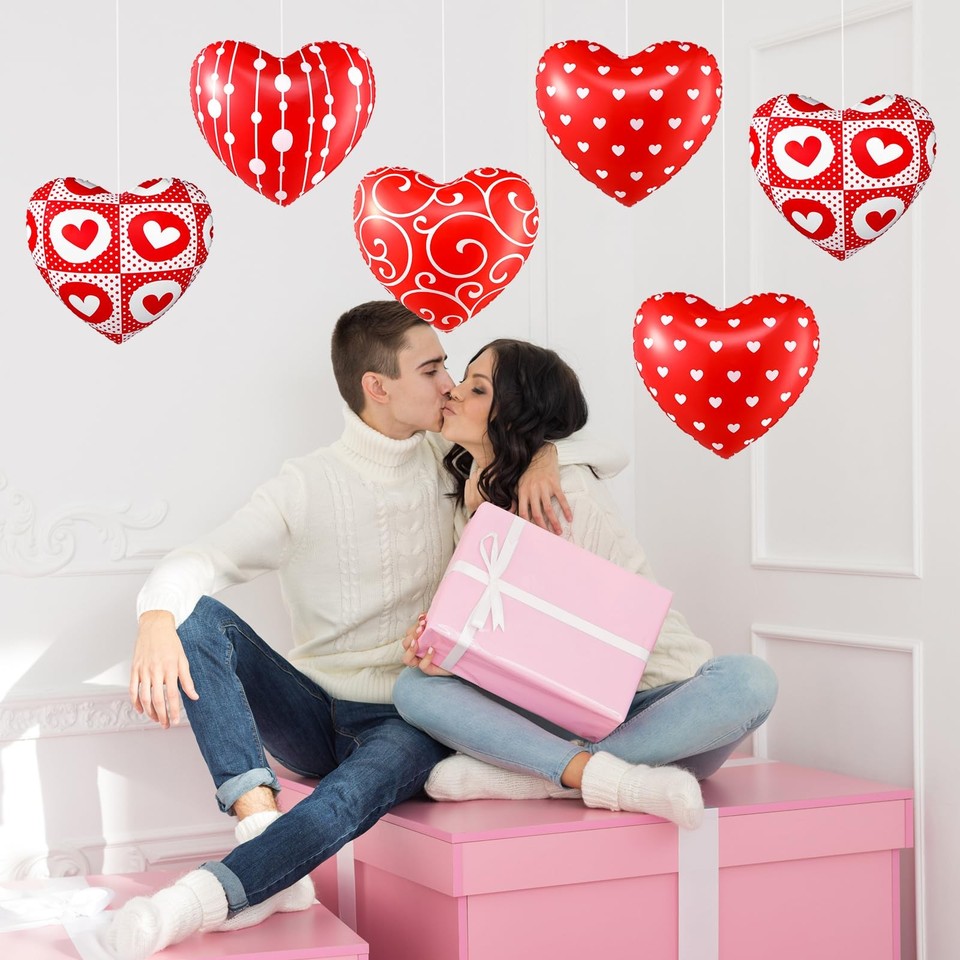12 Pcs 12 Inch Valentine's Day Inflatable Heart Outdoor Decorations ...