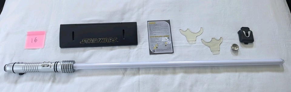 Kit Fisto Lightsaber Star Wars Black Series Force FX 1:1 Scale Green ...