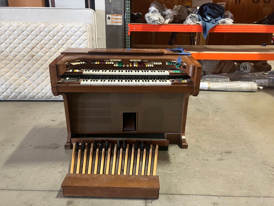 Electric Lowrey Organ Piano | eBay