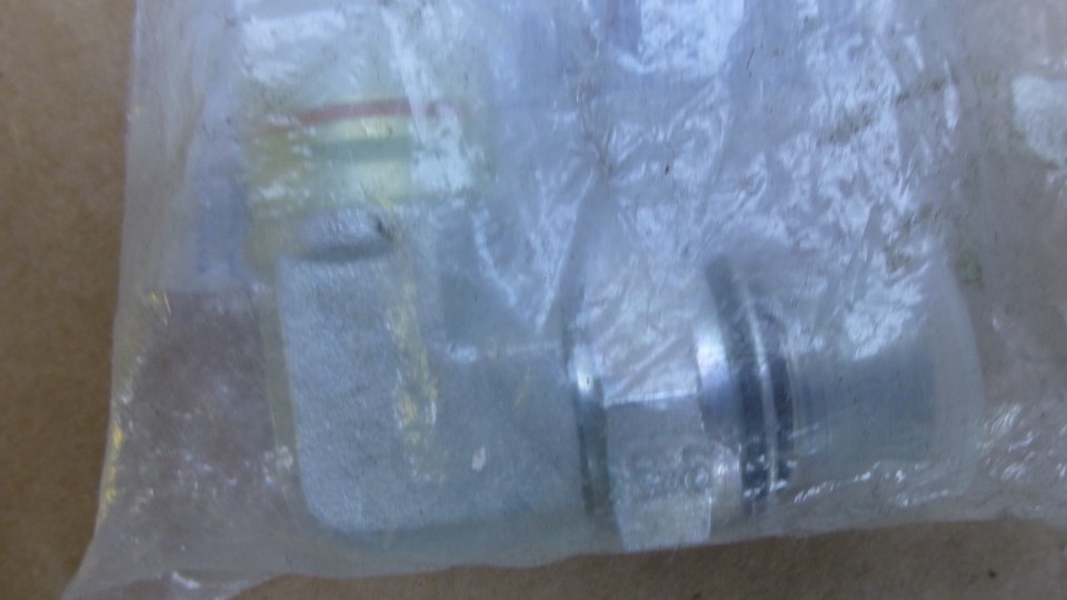 Genuine GM 15257387 Adapter NOS | eBay