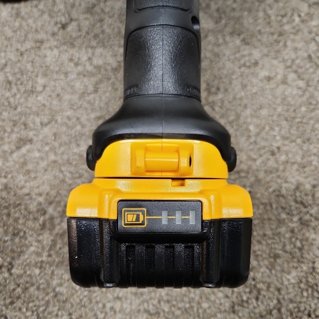 DEWALT 20V Premium Drill Driver Kit - Yellow (DCD980M2) for sale online ...