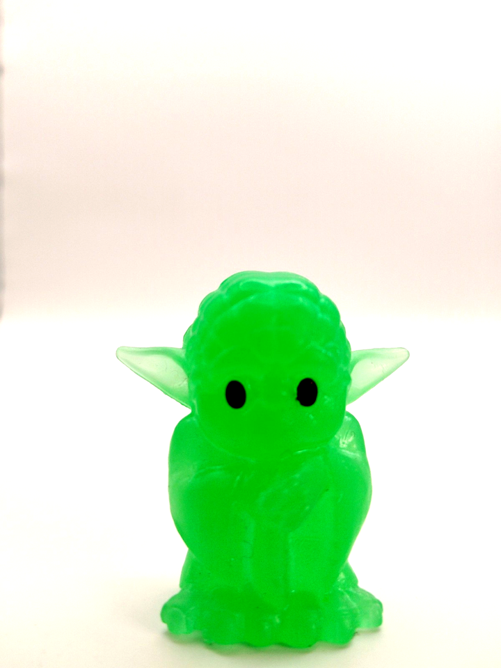 Disney+ Ooshies Glow in the Dark YODA Woolworths DisneyPlus 2020 Star ...