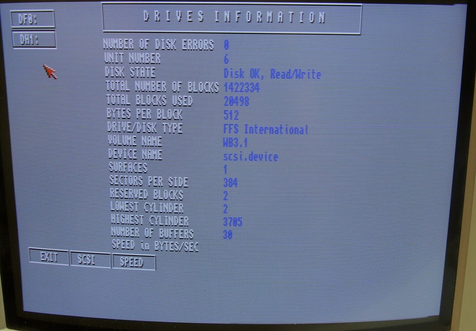 Commodore Amiga 500 Computer + A590 720 MB Hard Drive Complete System ...