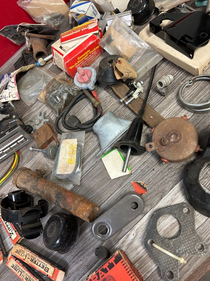 HUGE LOT OF VINTAGE 1940s 1950s 1960s 1970s FORD CHEVY MOPAR CAR RAT ...