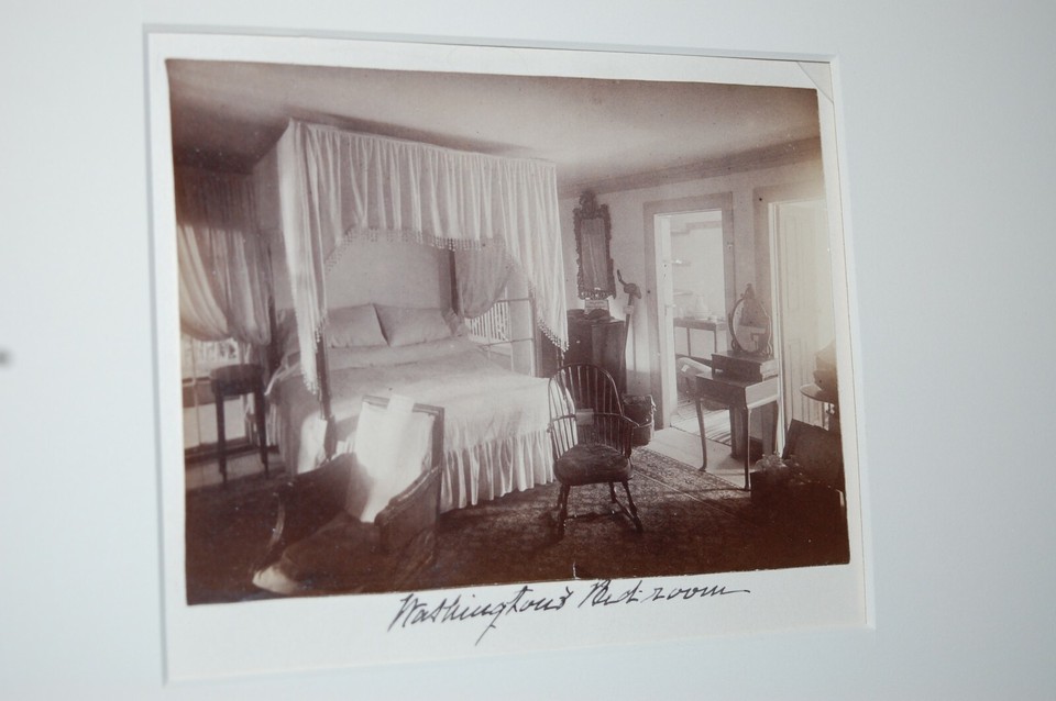1893 SILVER GELATIN PHOTOGRAPH GEORGE WASHINGTON'S BED ROOM MT. VERNON ...