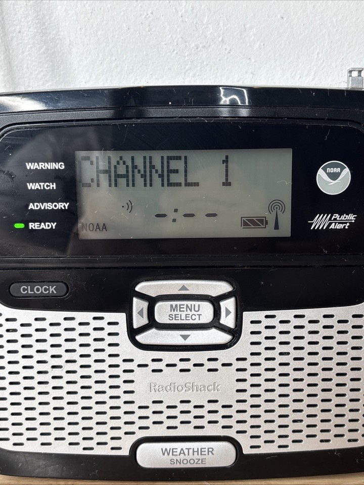 Radio Shack 12-262 Hazard Alert Weather Radio NOAA Public Alert ...