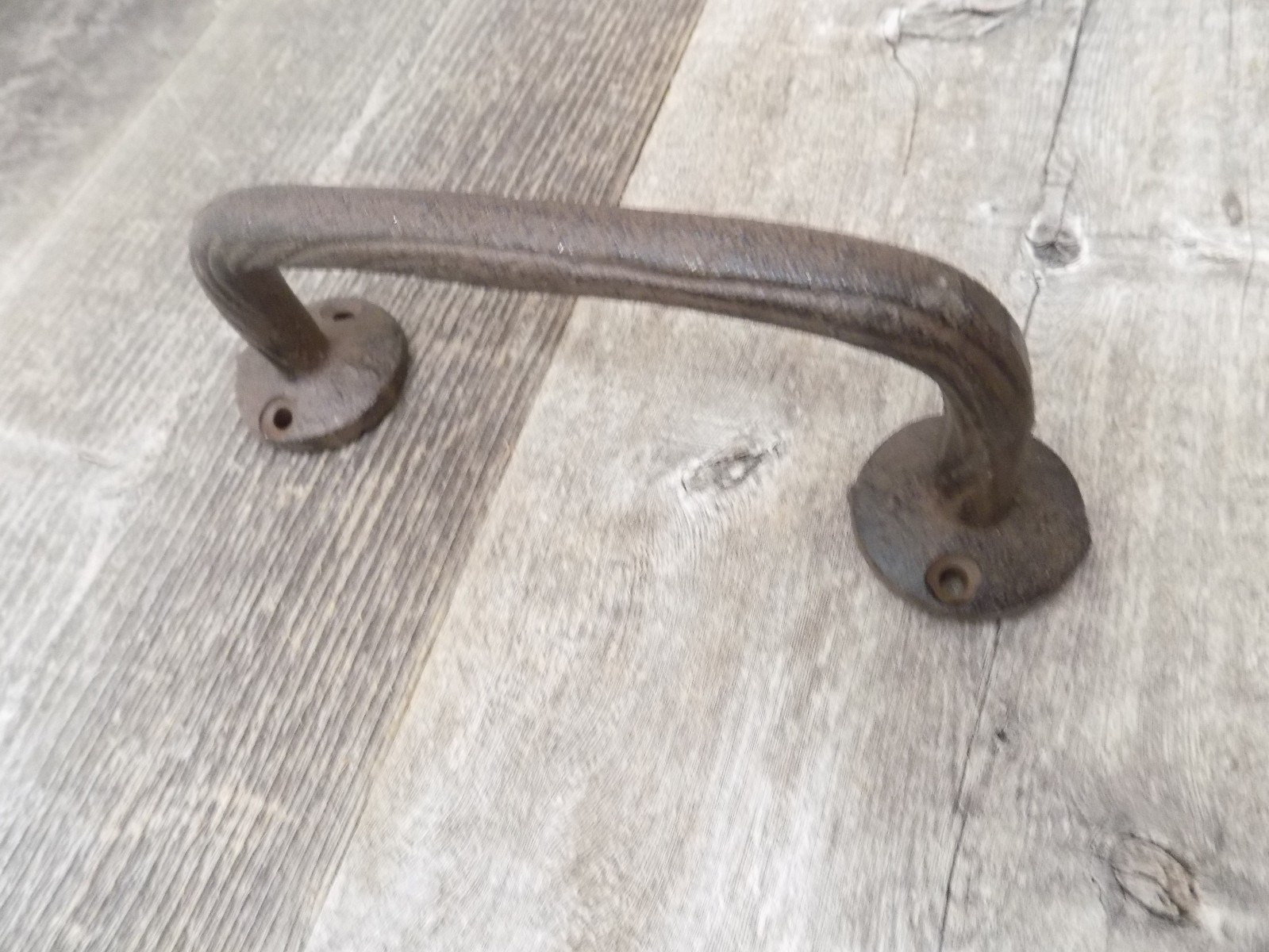 10 CAST IRON VINE DRAWER PULLS CABINET HANDLE GATE DOOR SHED HAFT SHAFT ...