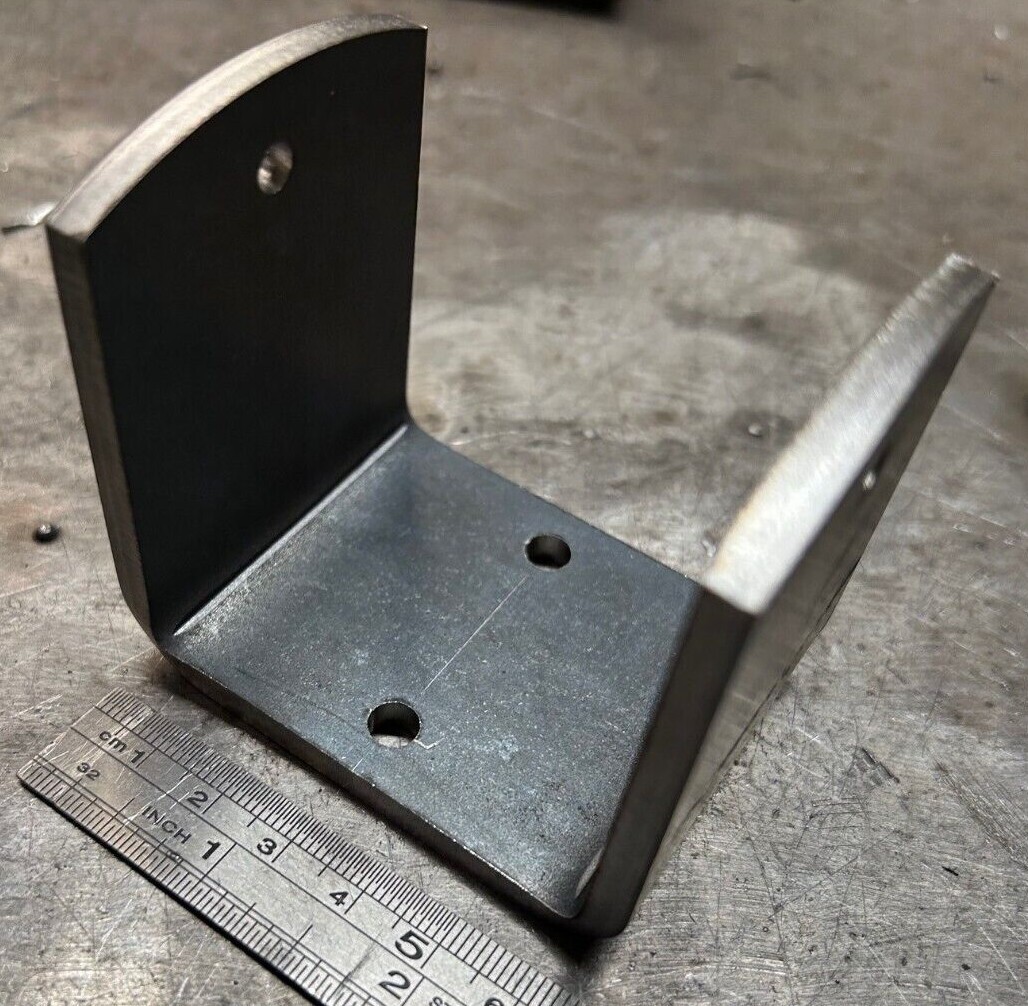 U Shaped POST FIXING PLATES 5.0mm Thick Super Strong Steel U Post ...