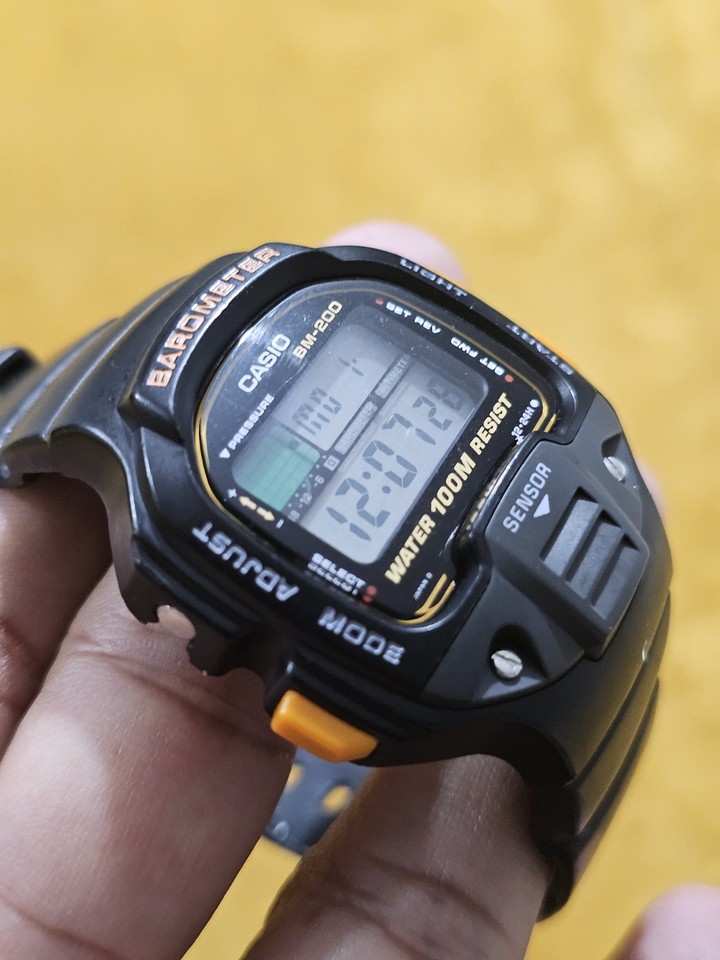 Casio BM 200W Rare Vintage barometer/altimeter, Digital watch | eBay