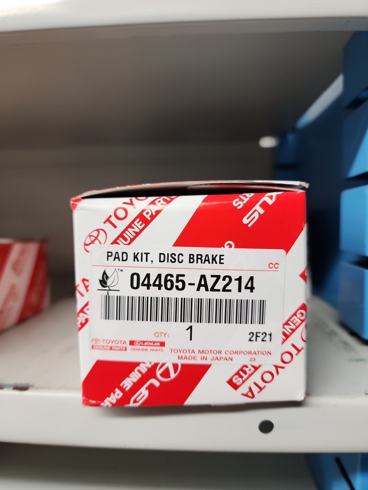 Toyota Corolla 2009-2018 Front Brake Pads Genuine OEM Ceramic 04465 ...