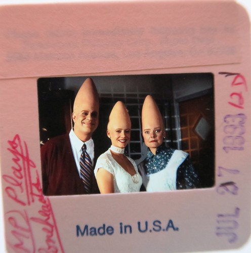 CONEHEADS CAST Dan Aykroyd Jane Curtin Robert Knott Phil Hartman 1993 ...