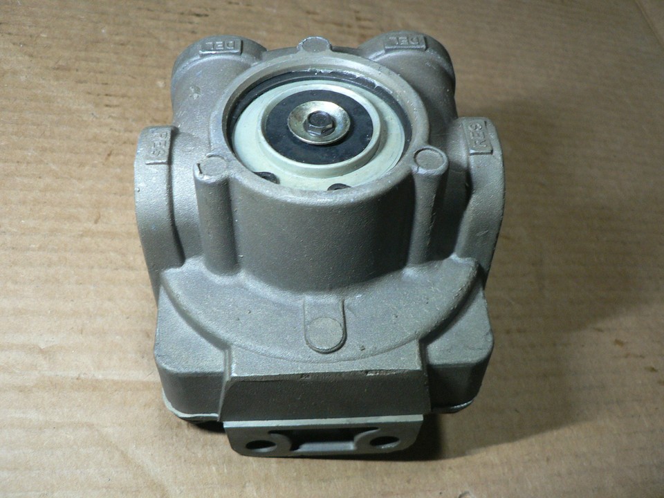 GENUINE HALDEX BRAKE VALVE N50004D N50004 12378840-001 12378840 RV046 ...