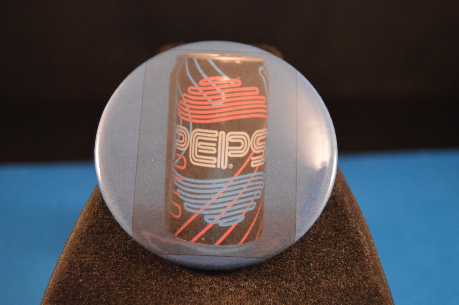 PEPSI Very Rare Graphics BUTTON Discontinued SODA pinback pin badge NEW ...