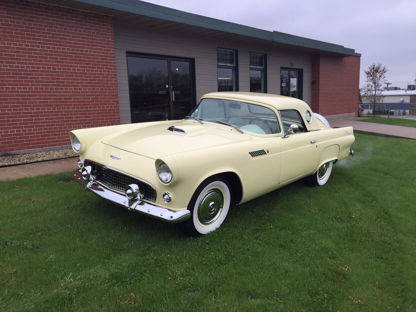 1955 1956 1957 Thunderbird Body Fiberglass 55 56 57 REGAL T-BIRD T-bird ...