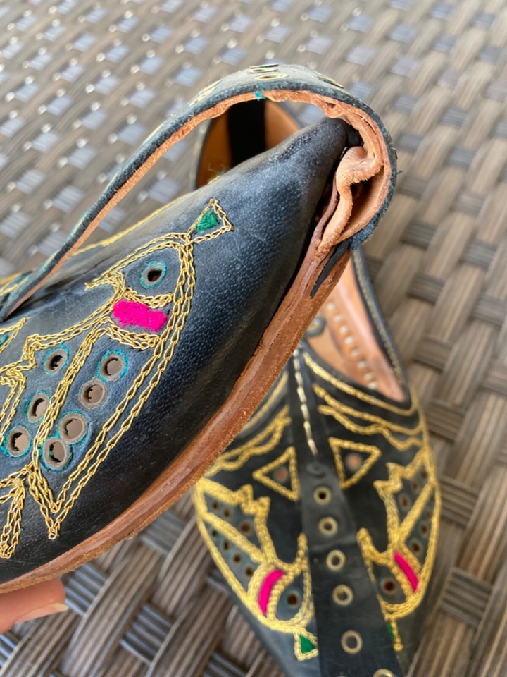 Persian Arabian Middle Eastern Embroidered Leather Handmade Curled Toed Shoes | eBay