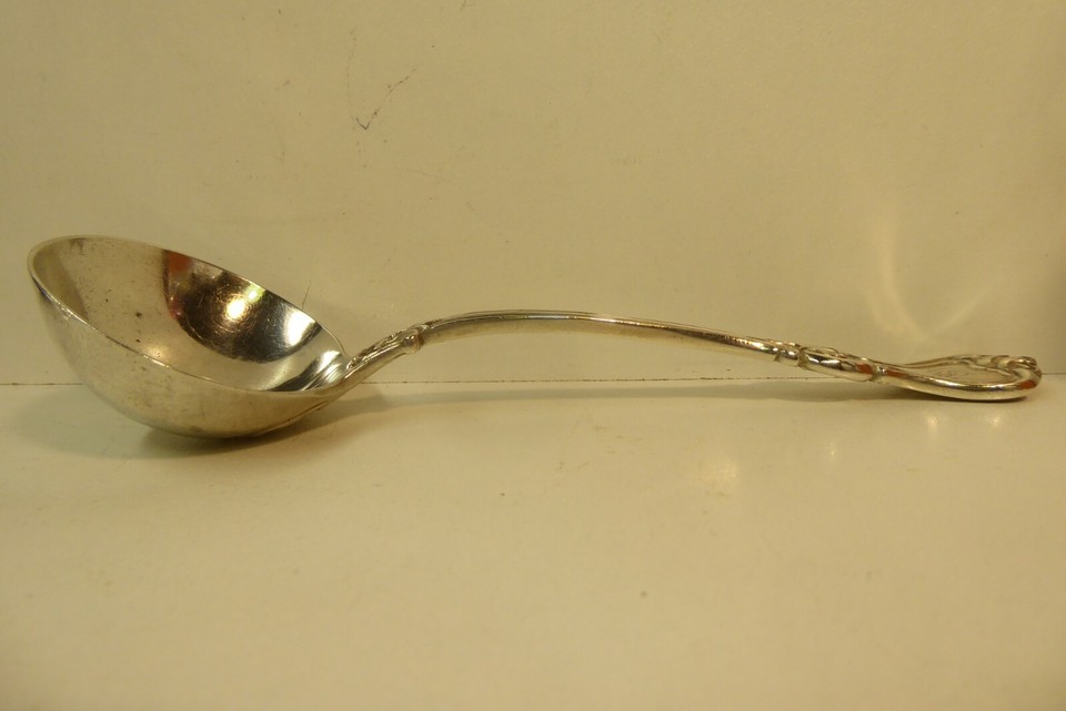 ANTIQUE VICTORIAN STERLING SILVER LADLE SAMUEL HAYNE DUDLEY CATER 1850 ...