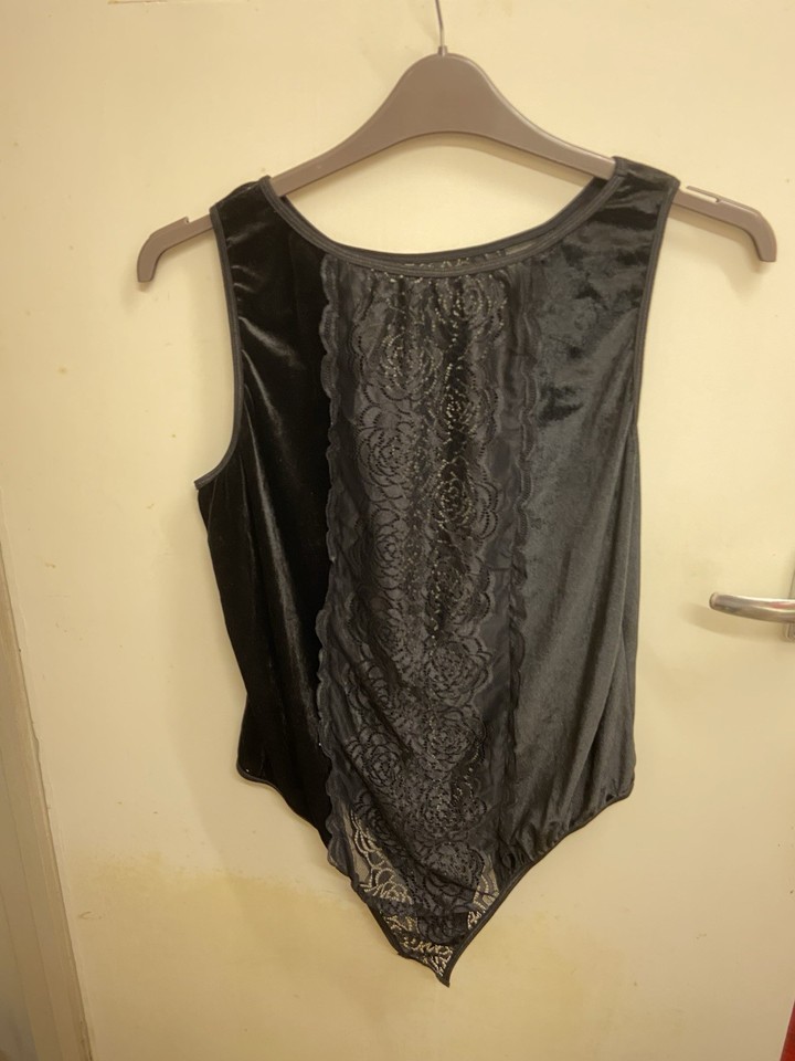 Woman’s Black Velveteen & Lace Sleeveless Bodysuit Popper Gusset 2XL ...