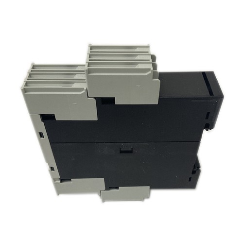 New In Box SIEMENS 3RP1505-1AP30 Multi Function Timer Relay ...