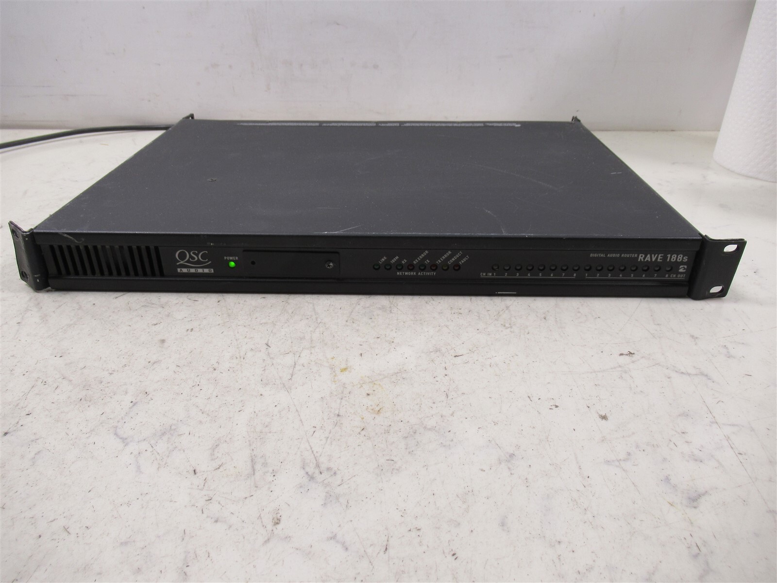 QSC Audio RAVE 188s Digital Audio Router Rack Mount Pro Audio Deck Rack ...