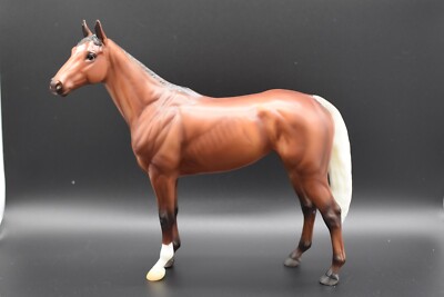 Breyer BreyerFest 2024 Matte Surprise Wild Bay Thoroughbred Emerson ...