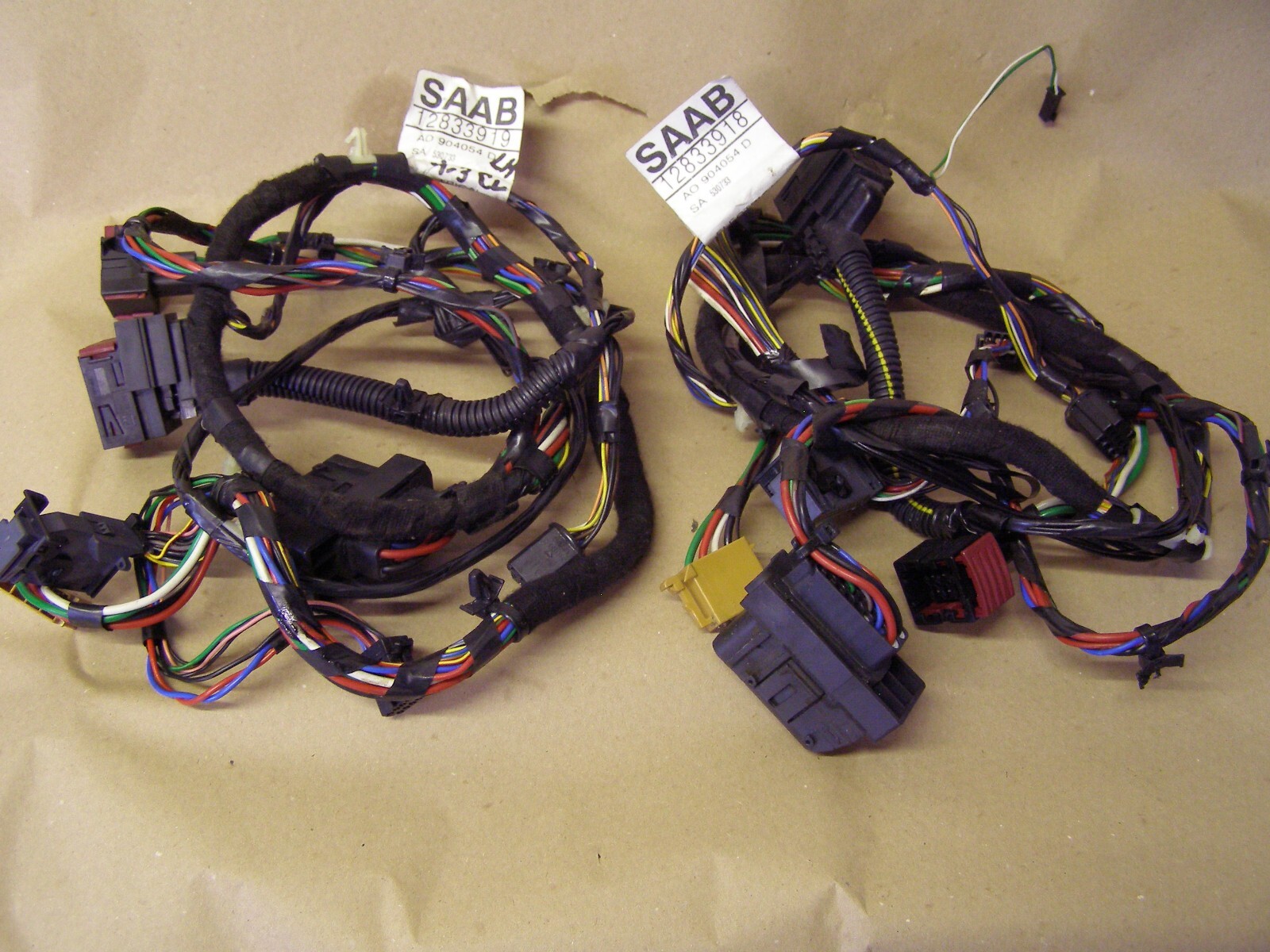 SAAB 9-3 CONVERTIBLE DOOR WIRING LOOMS 12833918 / 3919 | eBay