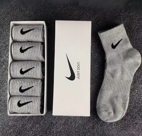 Nike Socks Unisex Size 4.5-9 Boxed Of 5 Pairs Pack Mid-Tub 85% Cotton ...