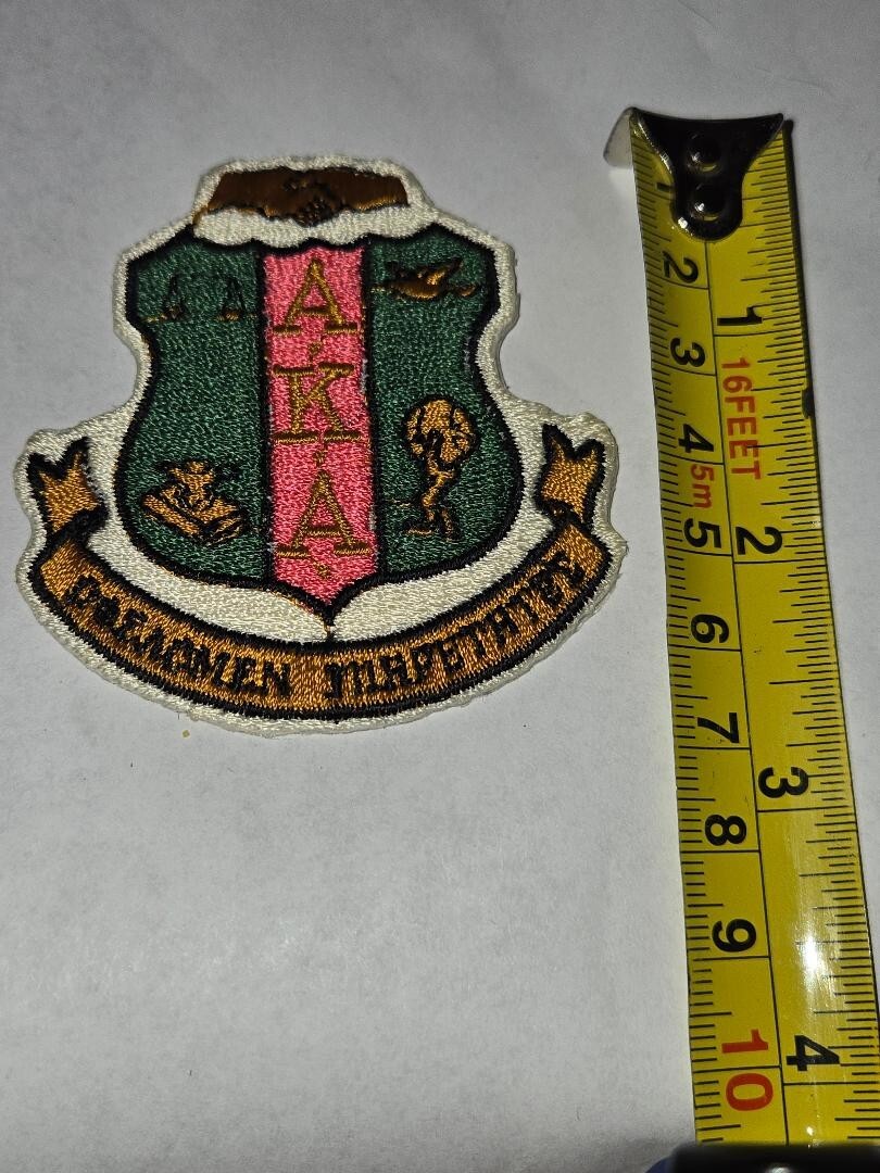 Vintaage (90's) Alpha Kappa Alpha Iron/Sew on embroidered Patch - 2 1/2 ...