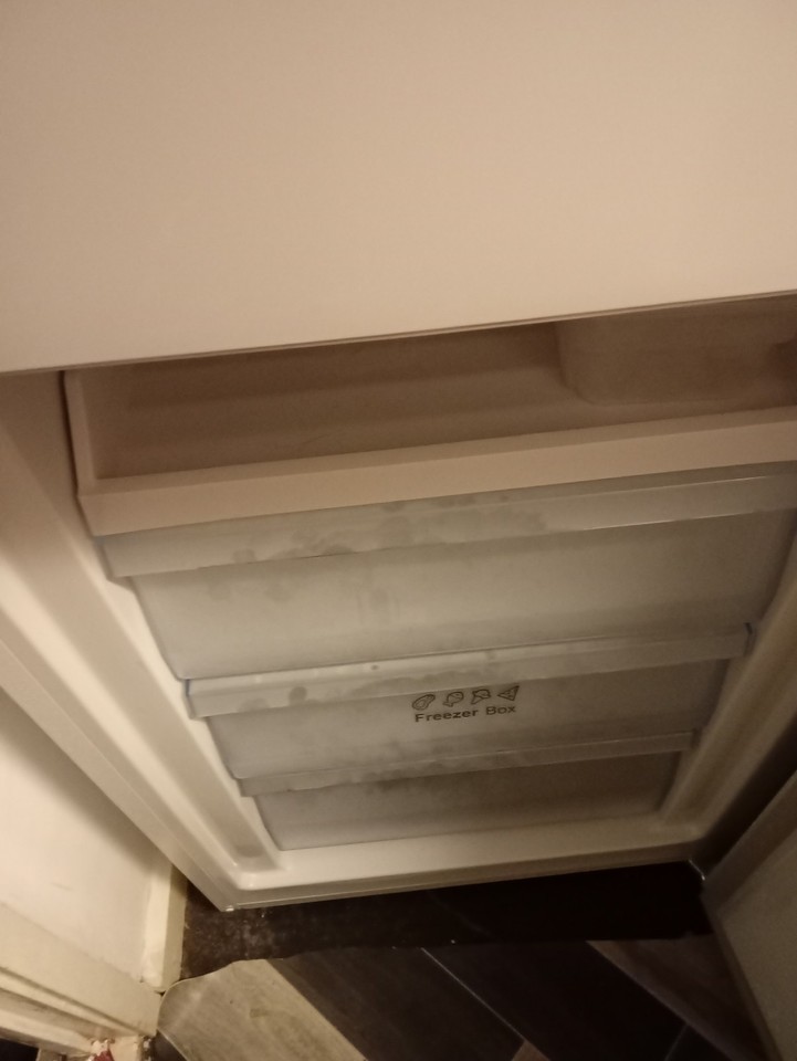 Hisense Fridge Freezer 50/50 No Frost, White, Freestanding ...