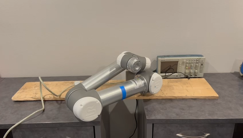 Universal Robots UR5 Robot Arm 2019 NO CONTROLLER OR TEACH PENDANT Arm ...