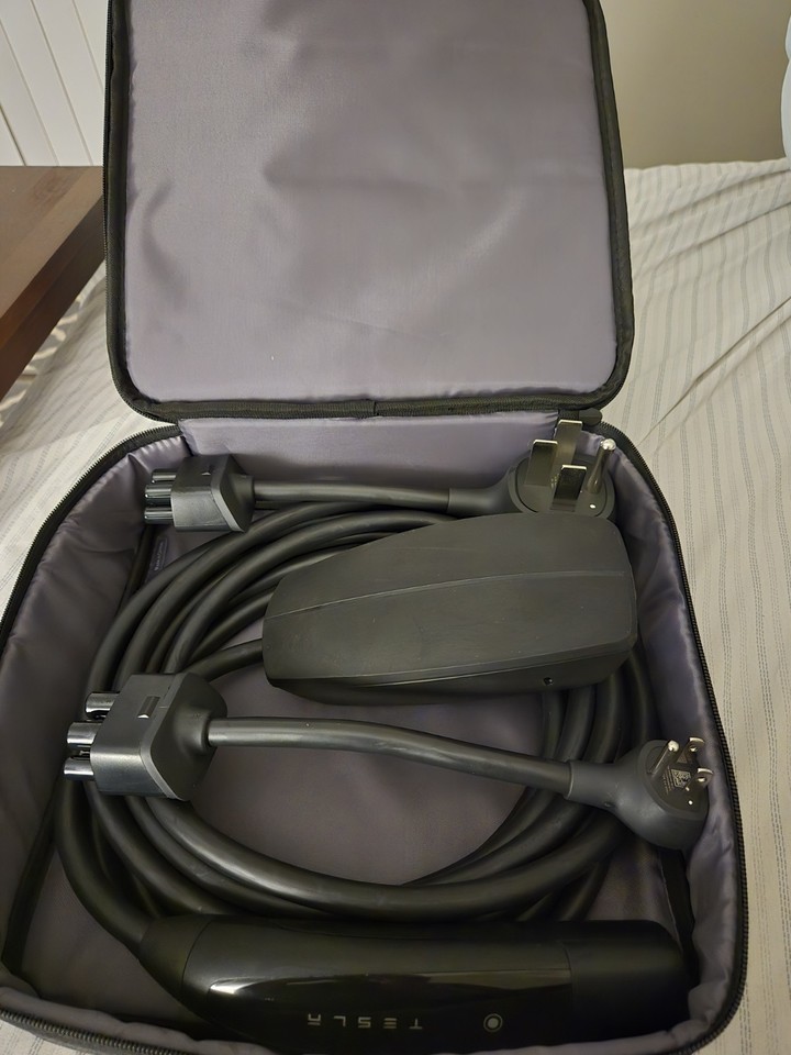 Sealed New Gen 3 Tesla Mobile Connector Charger S 3 X Y Cybertruck ...