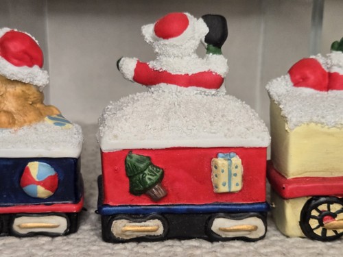 Christmas 4 Pc Porcelain Train 1996 Artmark Santa Mrs Claus Rudolph ...