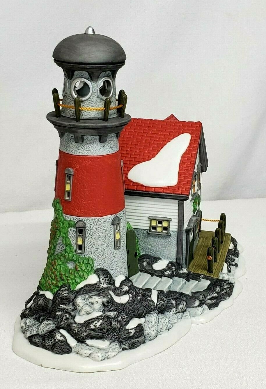 Dept 56 PIGEONHEAD LIGHTHOUSE New England Village Lighted Building ...