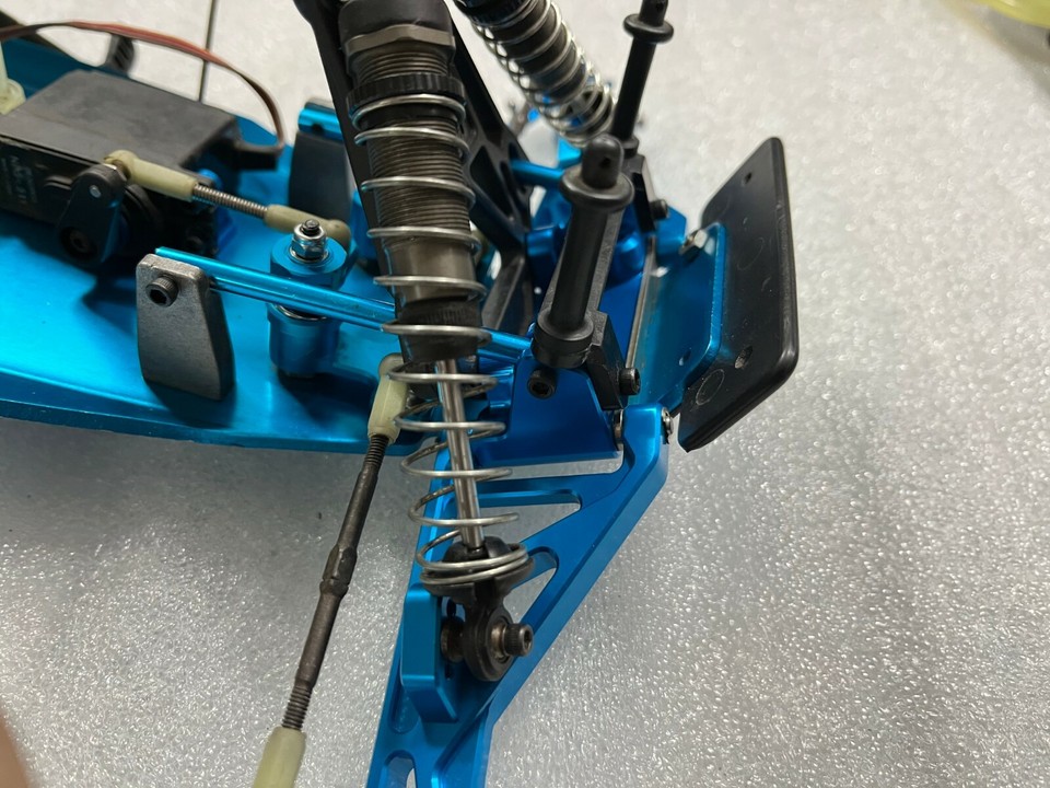 Dhawk CNC Aluminum Front Bulkhead Blue For Team Associated RC10GT RC10T | eBay