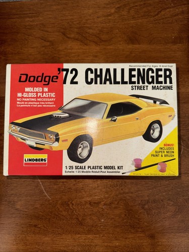 Lindberg '72 Dodge Challenger Street Machine 1:25 Model Kit 72152 ...