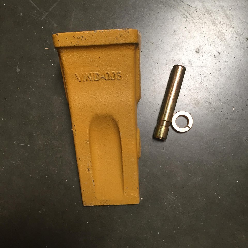 5 PCS 1U3452 9w8452 J450 Tiger Bucket Tooth,8E0468 pin ,8E8469 sleeved ...