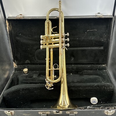 1929 Holton model T602P Trumpet with mouthpiece and case/ #101472 | eBay