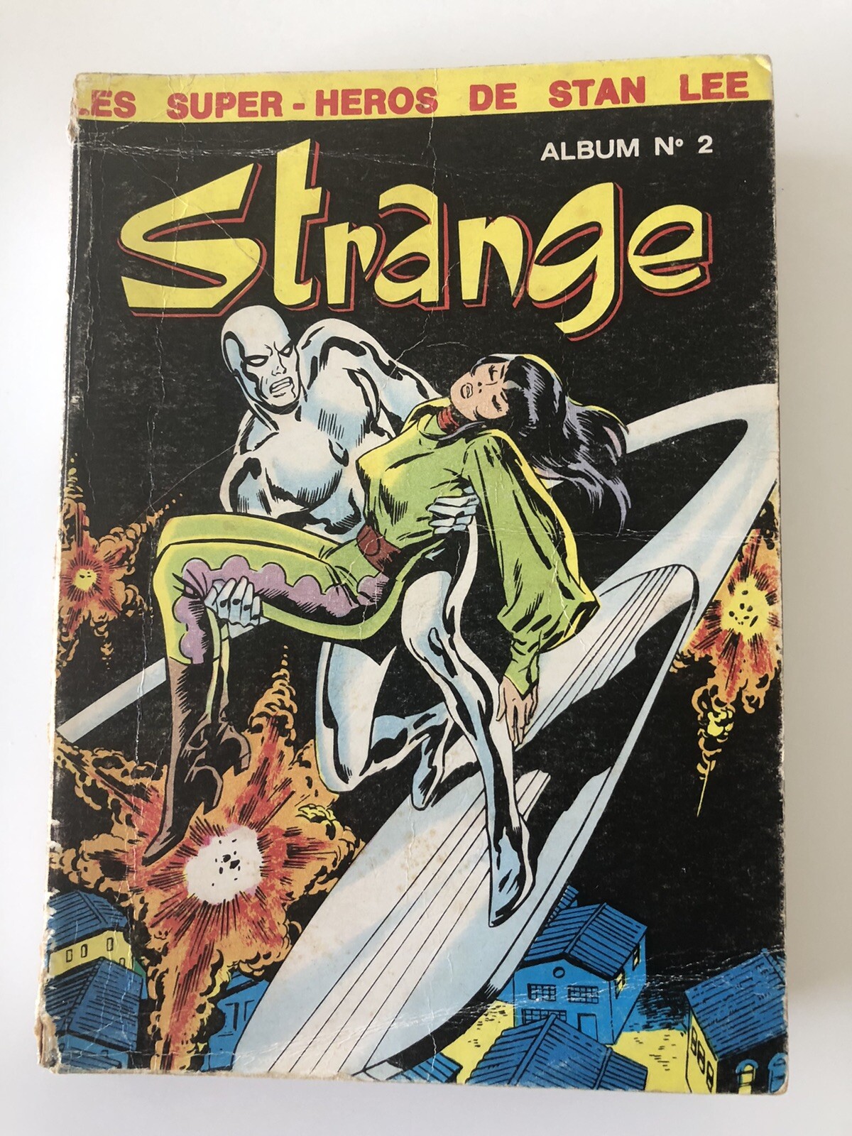 Album Strange d’occasion | Plus que 3 à -60%