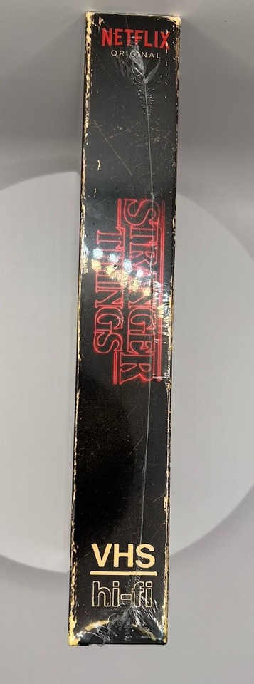 BRAND NEW STRANGER THINGS SEASON 1 COLLECTOR'S EDITION BLU-RAY DVD DISC ...