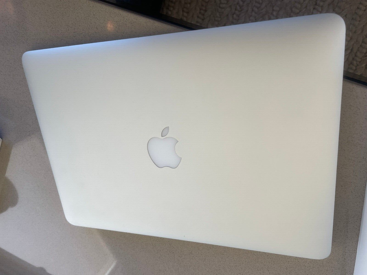 ✳️2017 ✳️Apple MacBook Air 13.3 ✳️2017 ✳️Apple MacBook Air 13.3