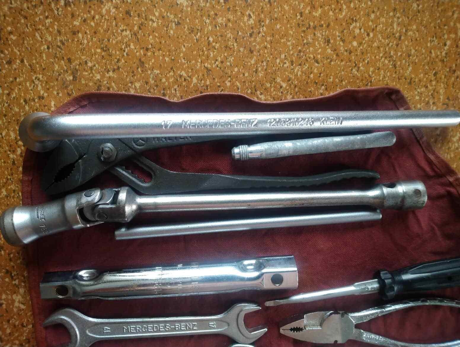 Mercedes tool kit w110 w115 w116 w111 w109 w120 w108 w113 w107 sl | eBay