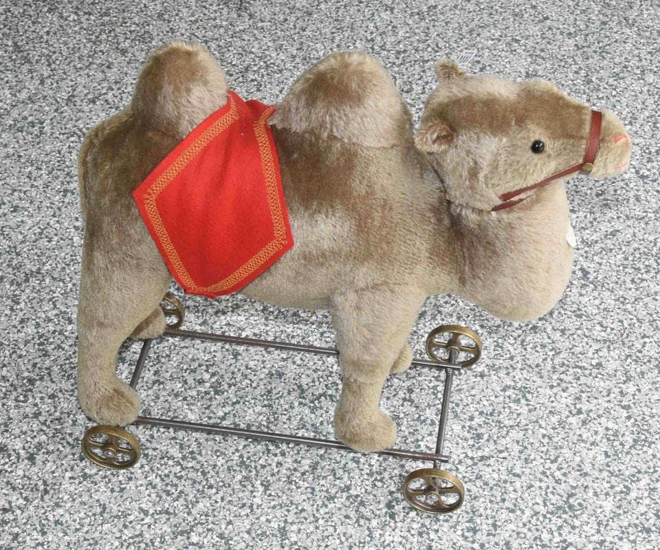 Steiff 1908 Camel on Wheels in Original Box | eBay