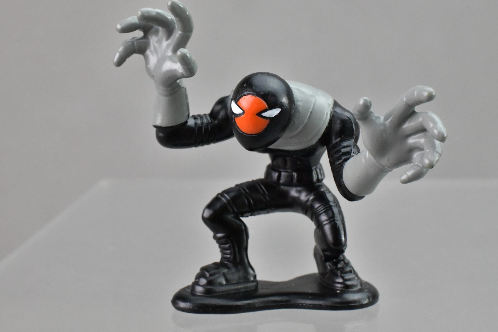 Teen Titans Slade Minion Robot Commando Comic Pack Cartoon 1.5" Mini DC ...