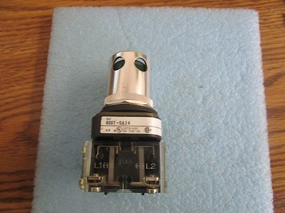 Allen-Bradley Cat. #: 800T-Q24 Témoin Lumineux, Vert. Séries T.Blindé