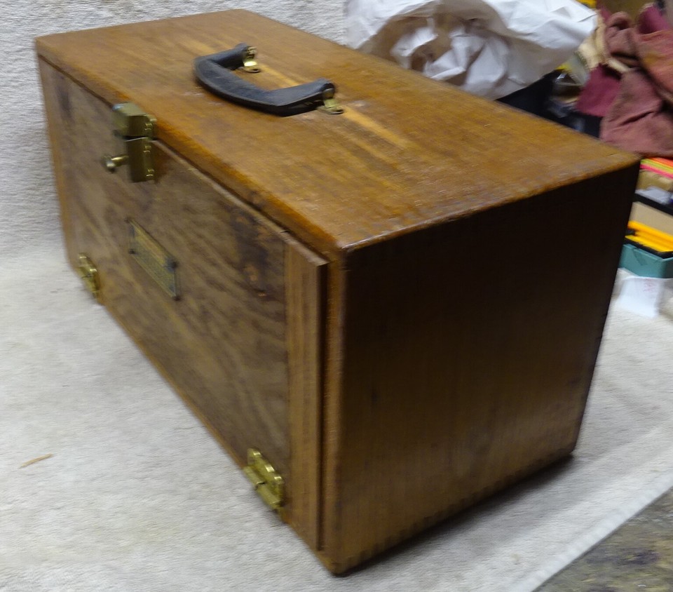 * Vintage - KEYSTONE TOOLS - OAK Machinists CHEST or ? - VERY Unique a ...